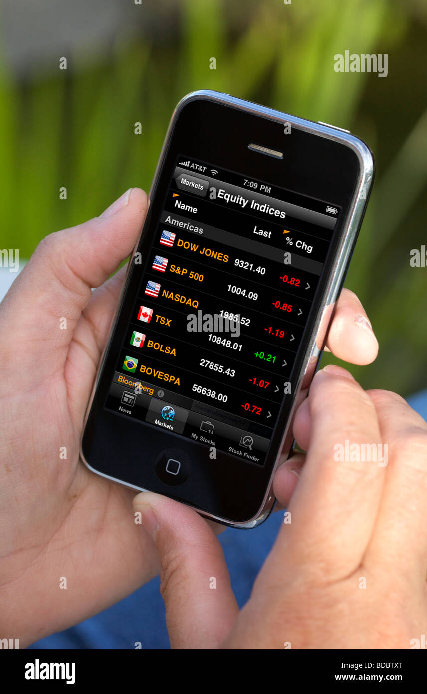 Trading applications hi-res stock photography and images - Alamy