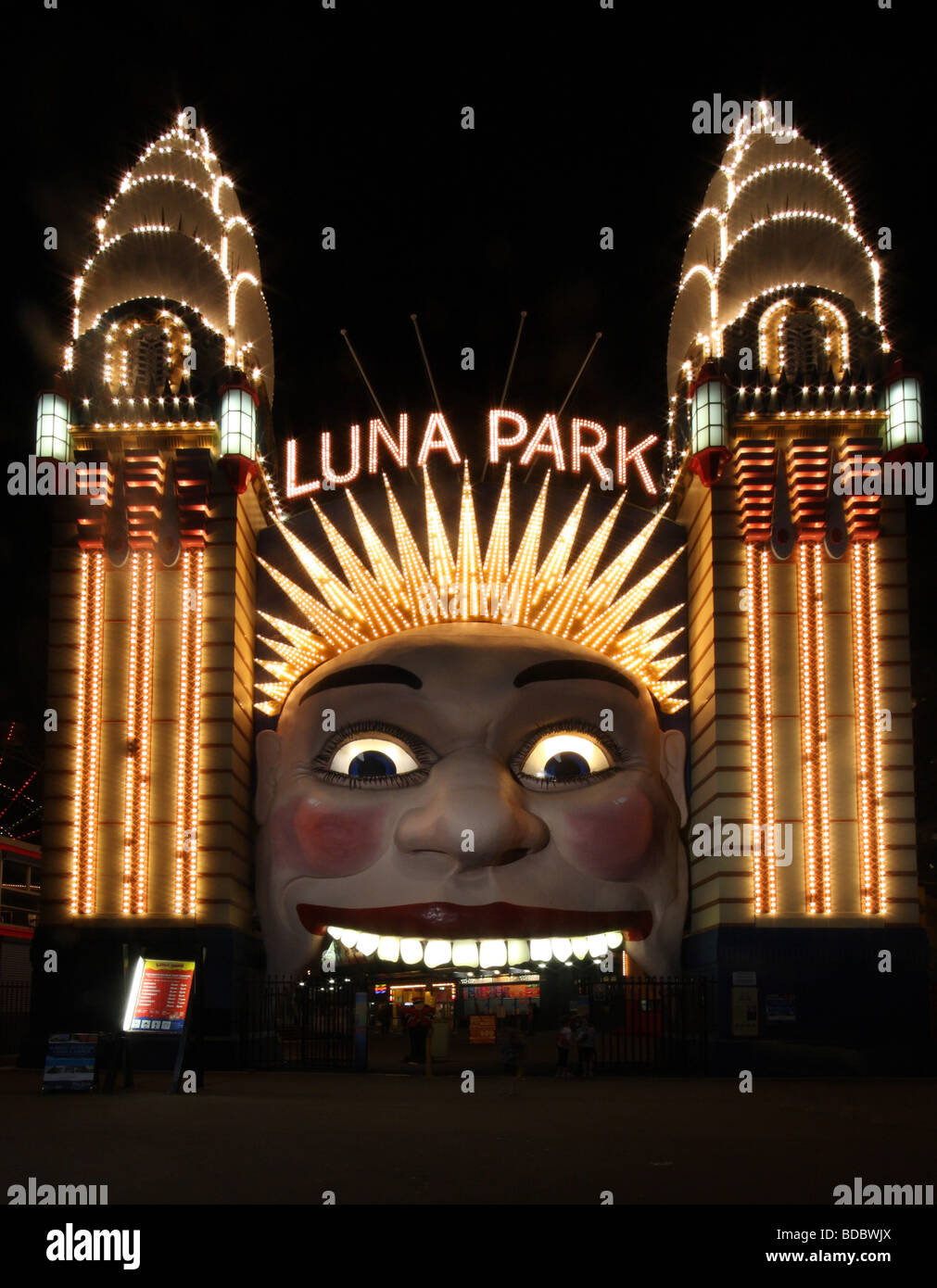 Entrance to Luna Park, Sydney Stock Photo - Alamy