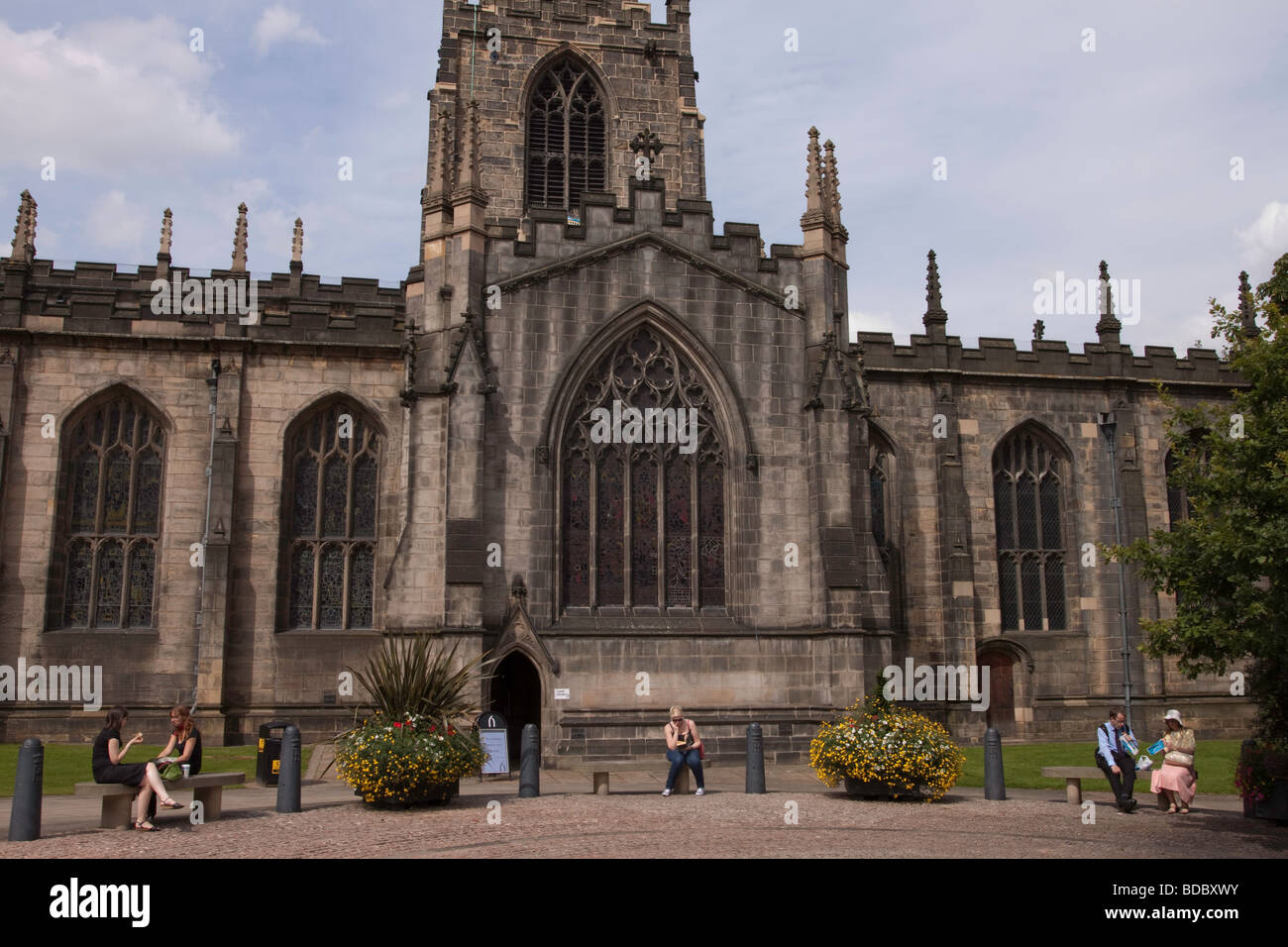 Sheffield cathedral hi-res stock photography and images - Alamy
