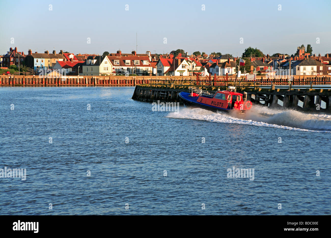 River yarmouth docks hi-res stock photography and images - Alamy