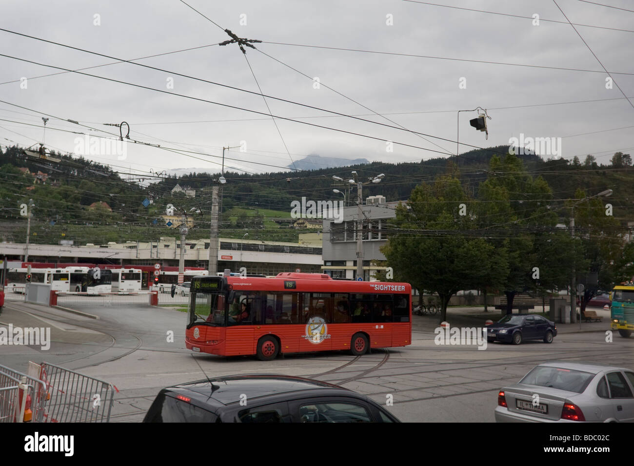Innsbruck red bus hi-res stock photography and images - Alamy