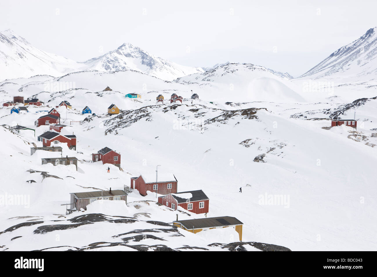 Houses in the village Kulusuk Greenland Stock Photo - Alamy