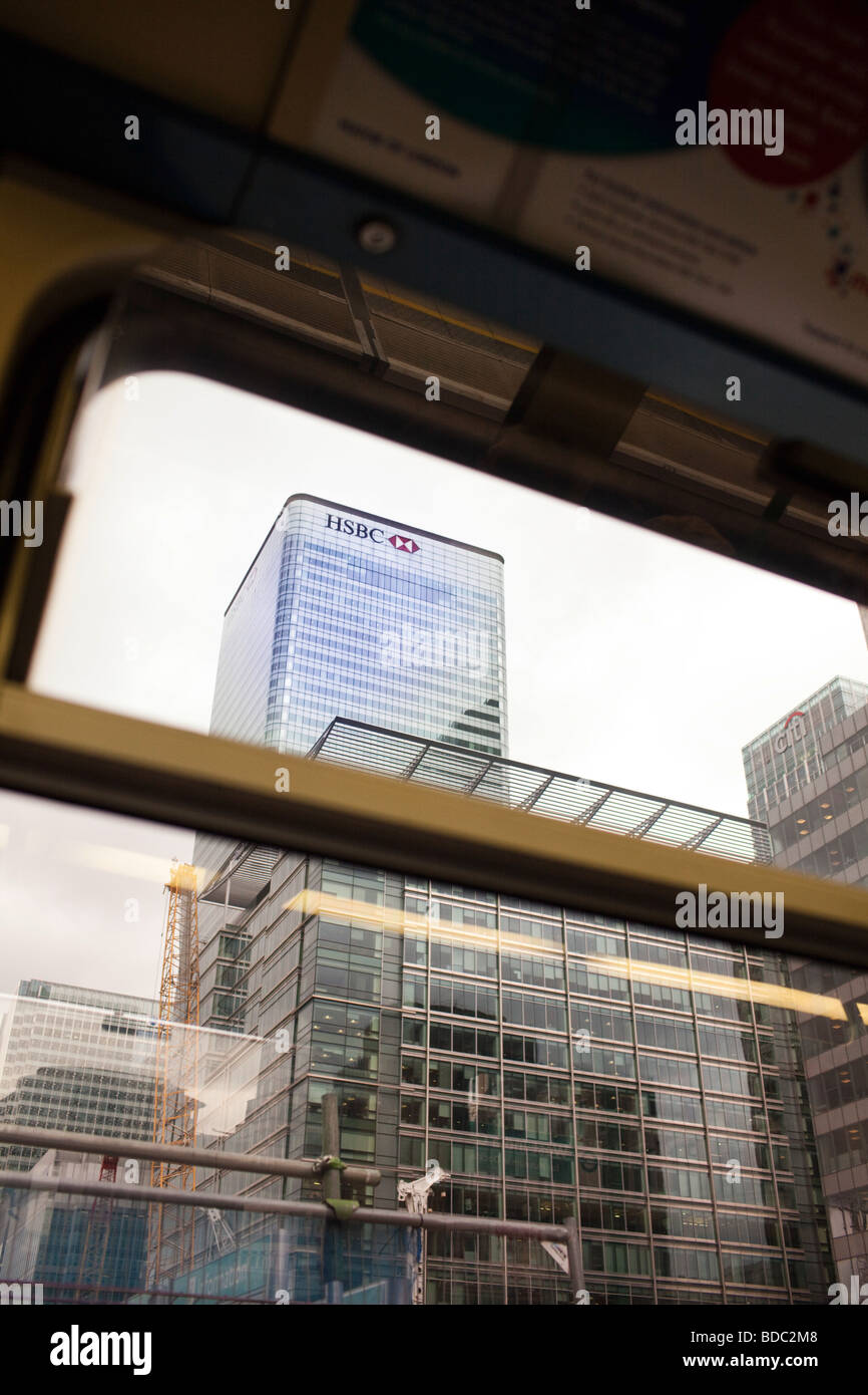 Hsbc canary wharf inside hi-res stock photography and images - Alamy