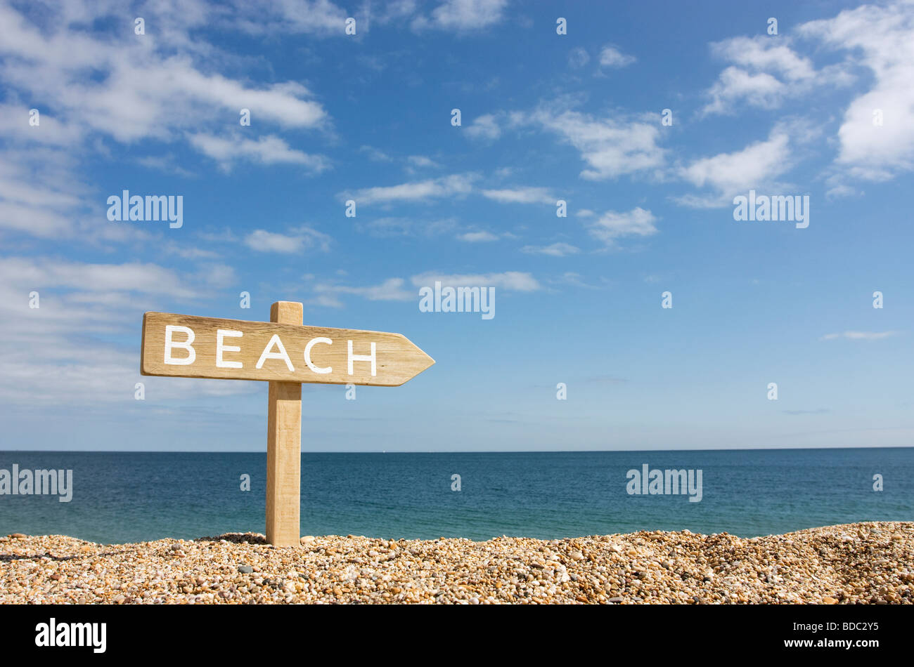 Ocean beach sign hi-res stock photography and images - Alamy