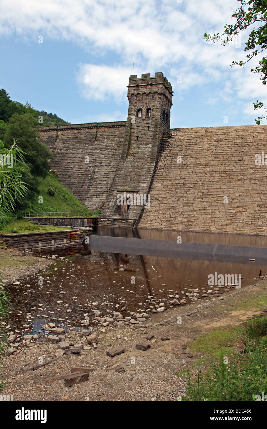 Derwent Dame was the practice ground for the Bouncing bomb by 617 Dam ...