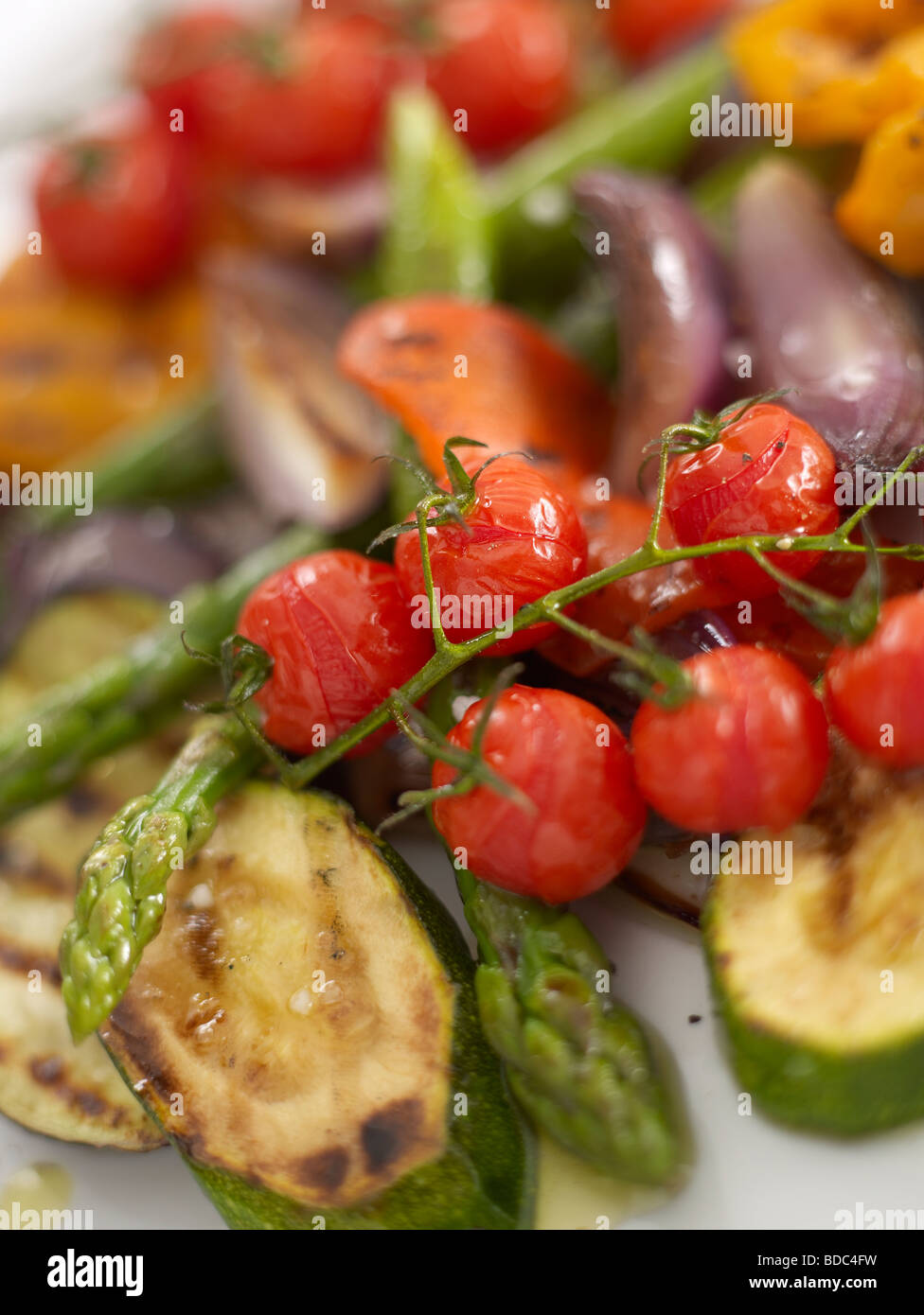 Veggie roast dinner hi-res stock photography and images - Alamy