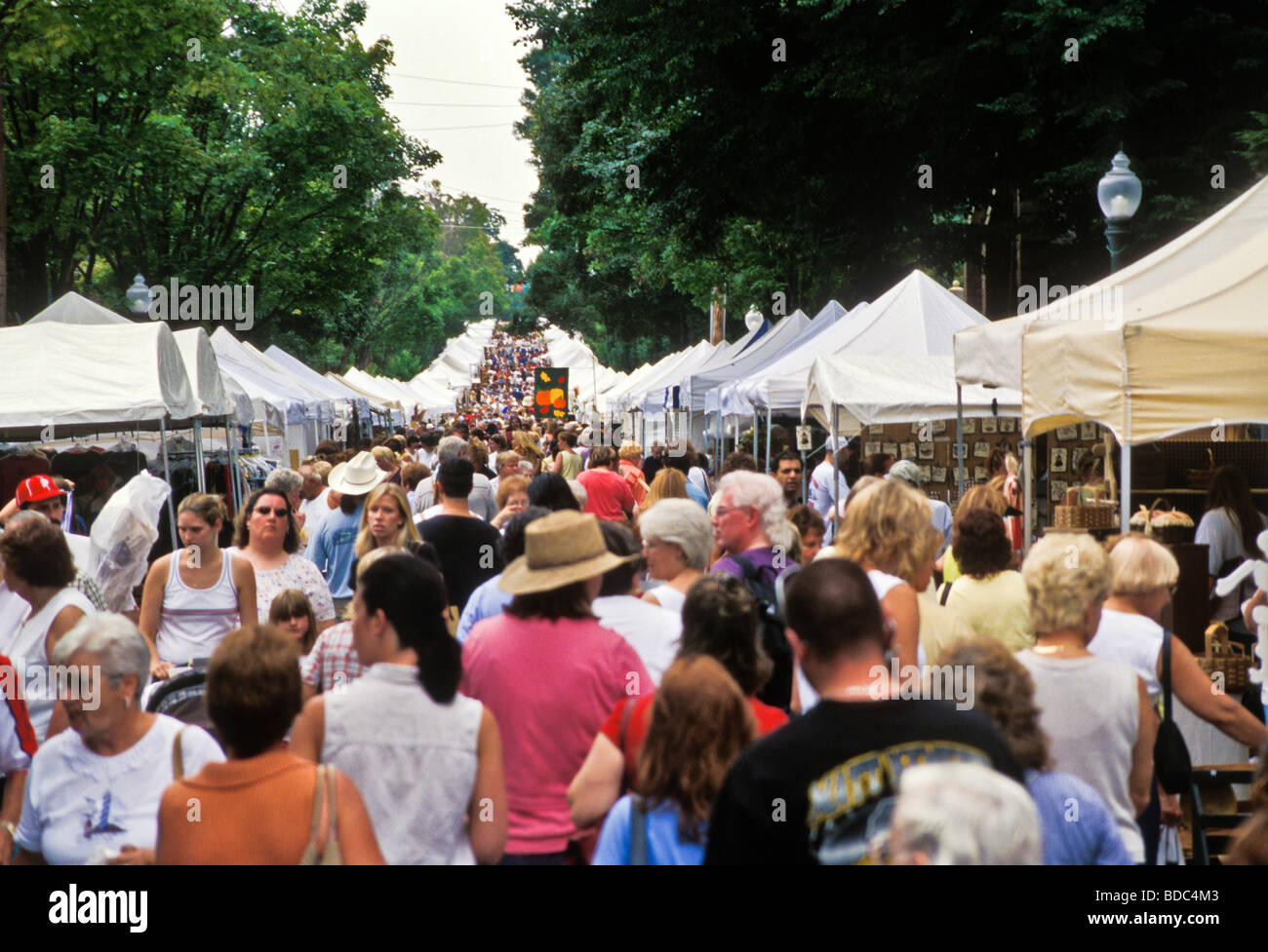 Small and large tents hi-res stock photography and images - Alamy