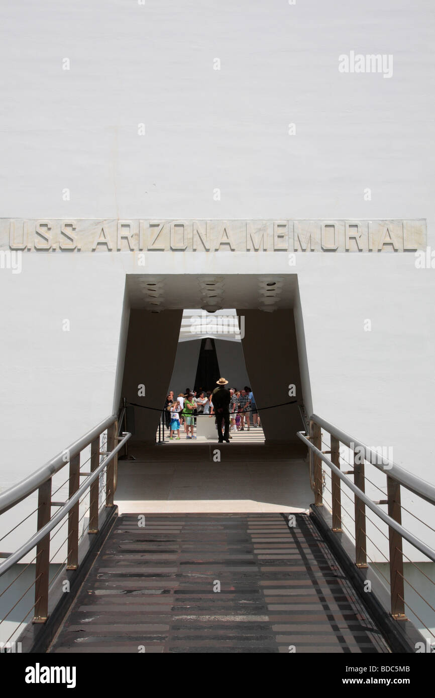 The USS Arizona memorial at Pearl Harbor Oahu Hawaii Stock Photo - Alamy
