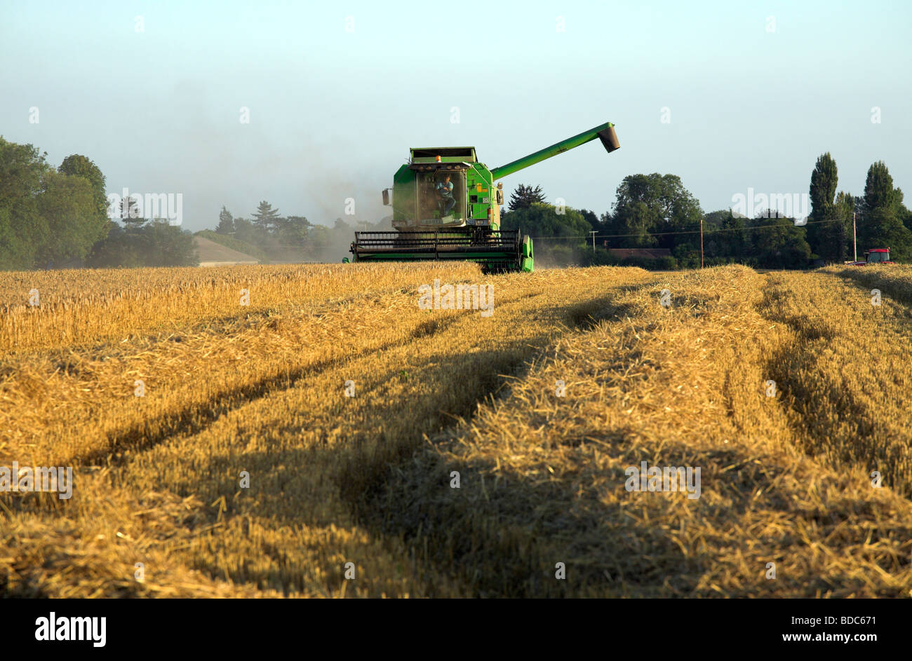 Modern harvesting machine hi-res stock photography and images - Alamy