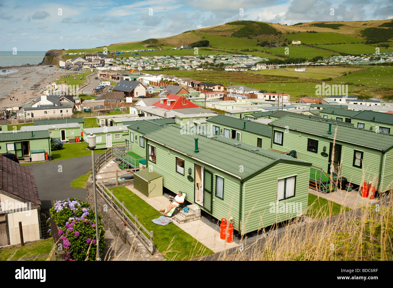 Green static caravan mobile homes at Clarach Bay holiday camp ...