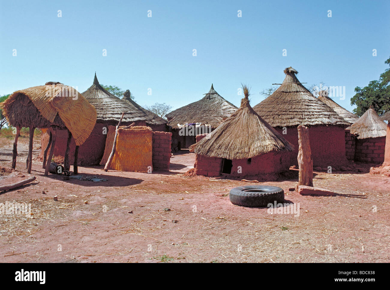Elk114 6566 Burkina Faso Noukouda Village Bobo tribe houses Stock Photo ...