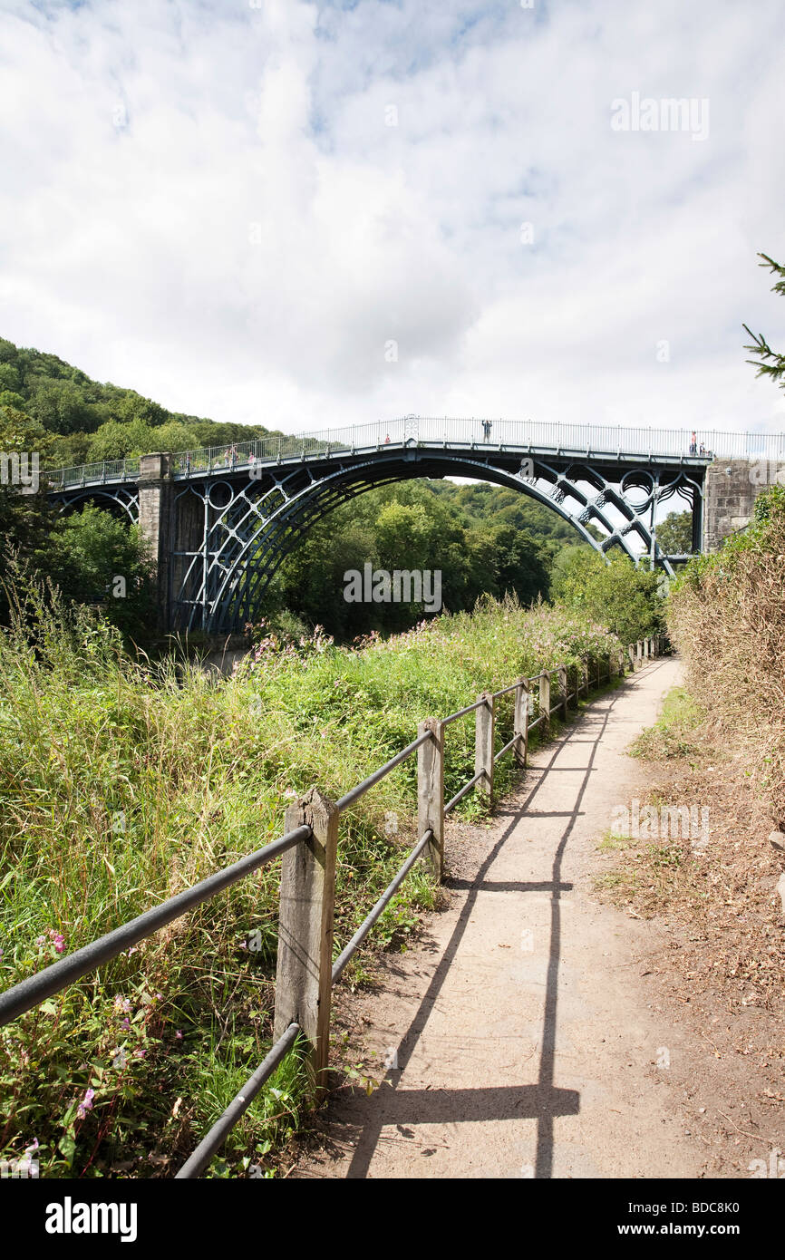 First iron bridge hi-res stock photography and images - Alamy