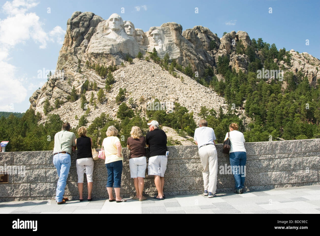 tourist viewing Mount Rushmore National Memorial in South Dakota Stock ...