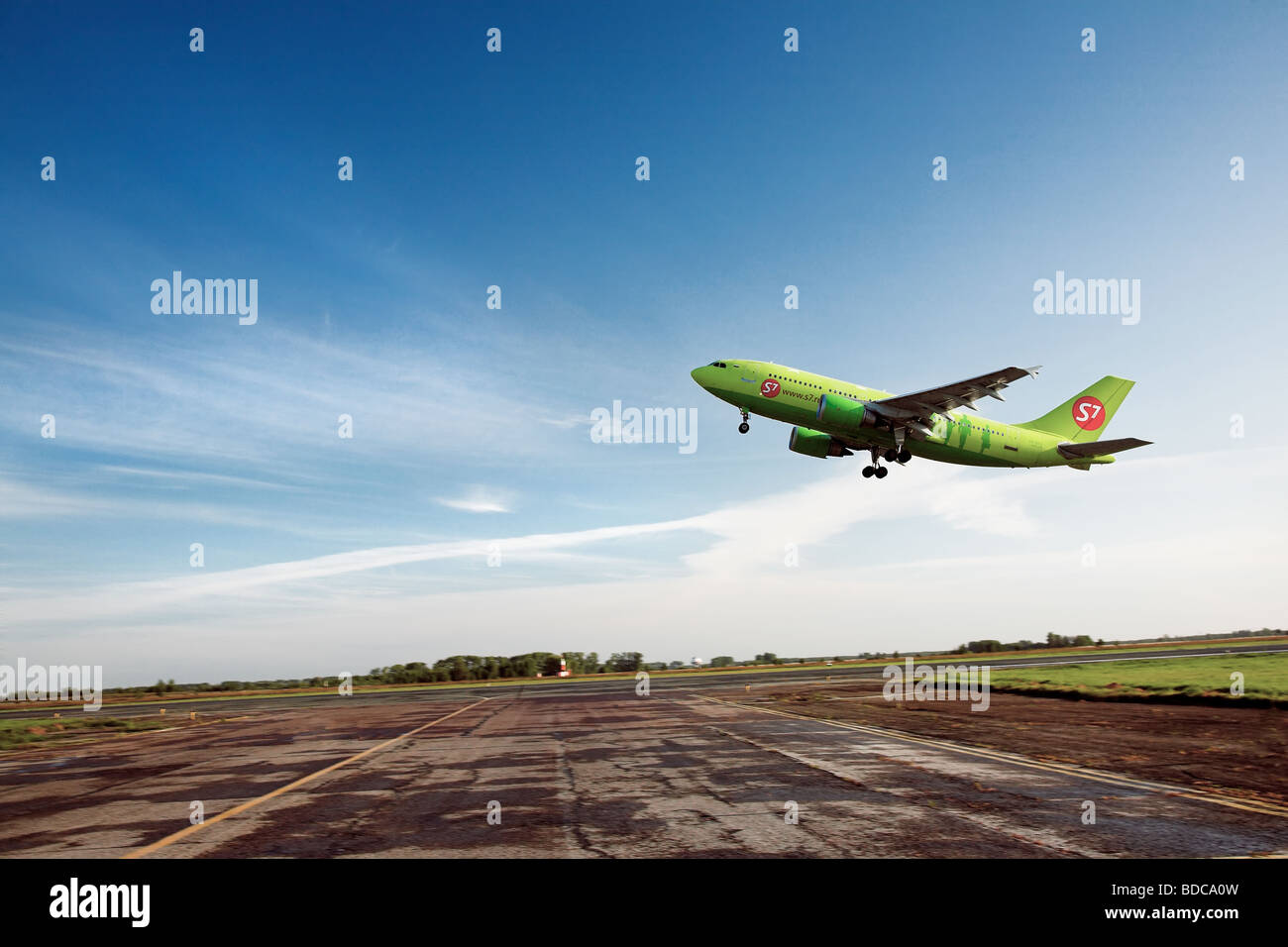 Professional launch hi-res stock photography and images - Alamy