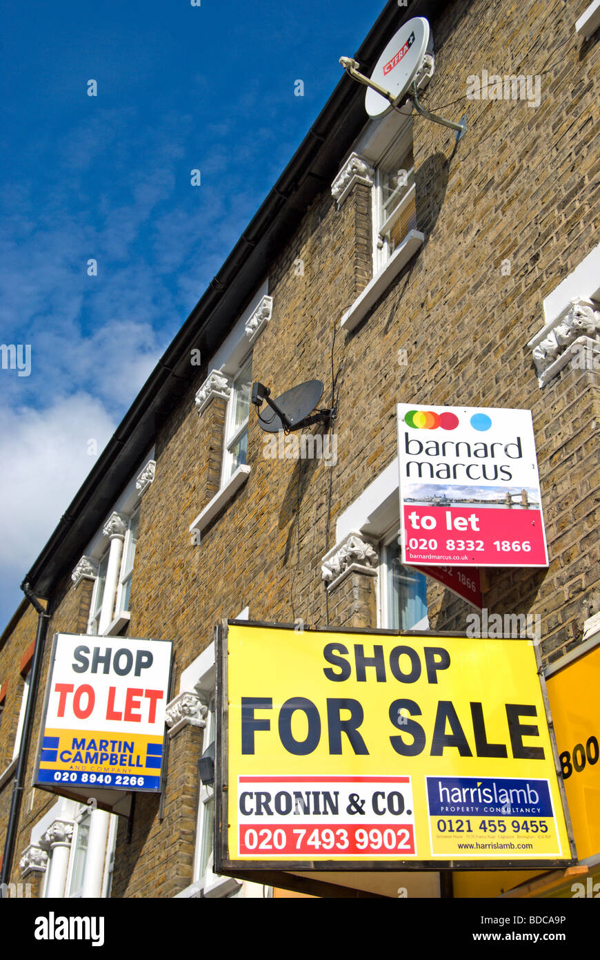 Commercial to let signs hi-res stock photography and images - Alamy