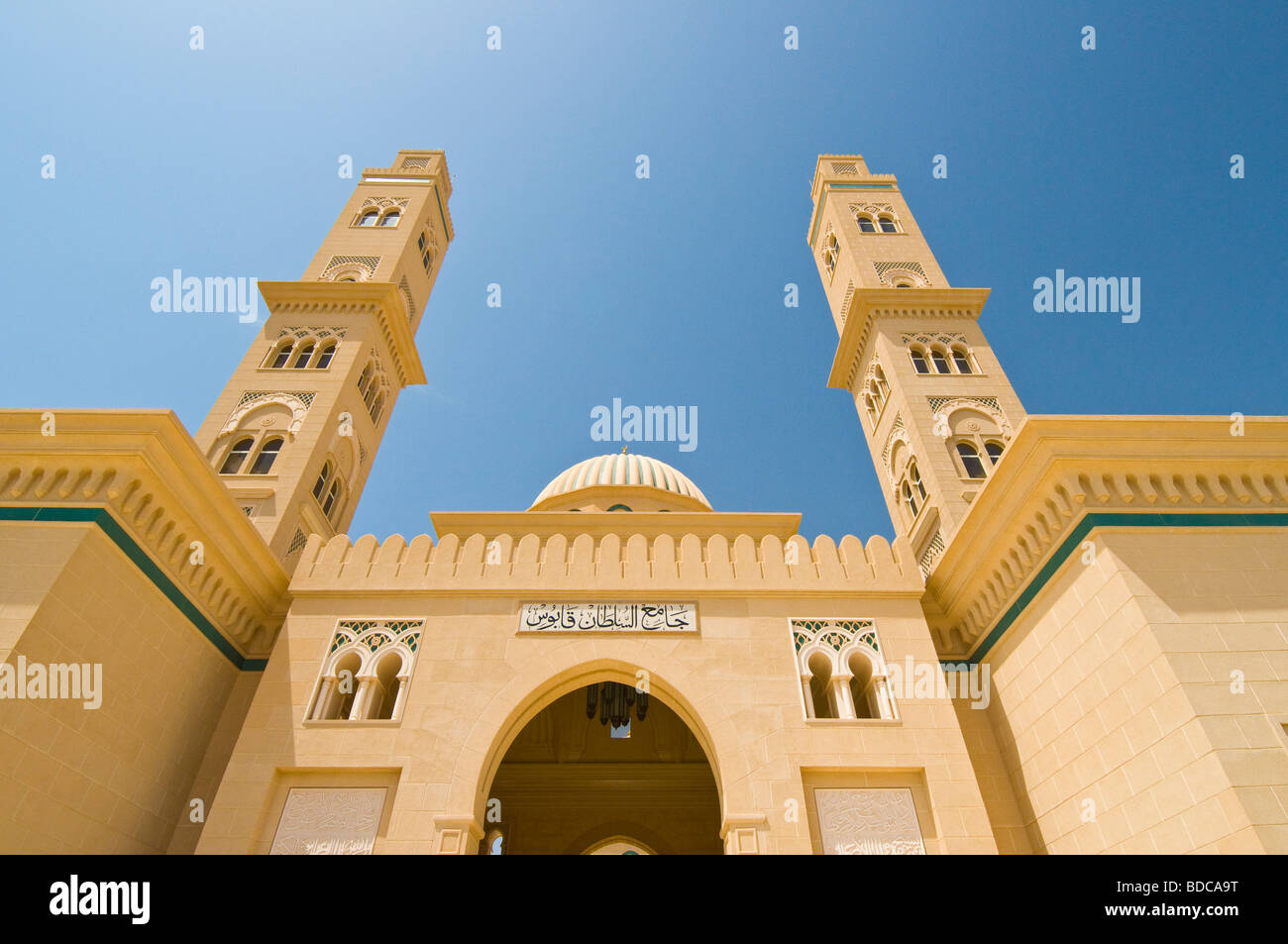 Architecture mosques oman mosque minarets hi-res stock photography and ...