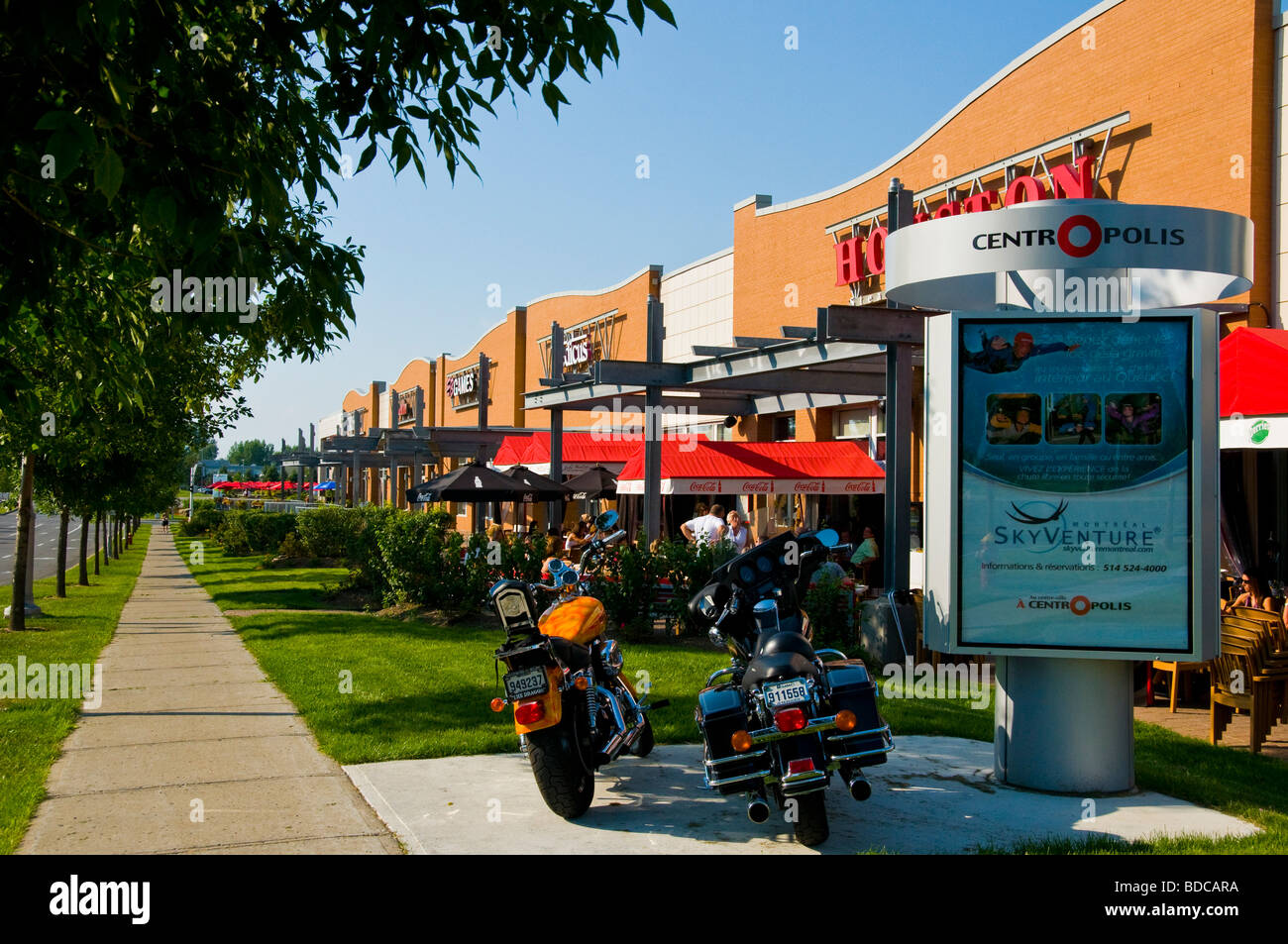 Restaurants in the Centropolis of Laval Big entertainment center in the ...