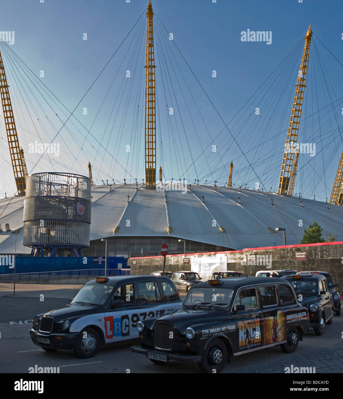 2009 04 hi-res stock photography and images - Alamy