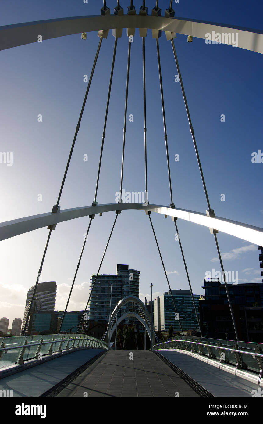 Arch pedestrian bridge hi-res stock photography and images - Alamy