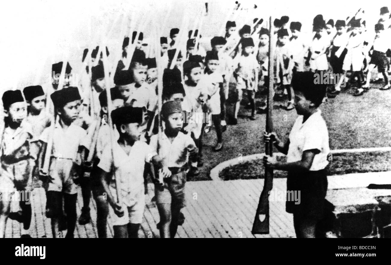 Indonesian war of independence 1949 hi-res stock photography and images ...