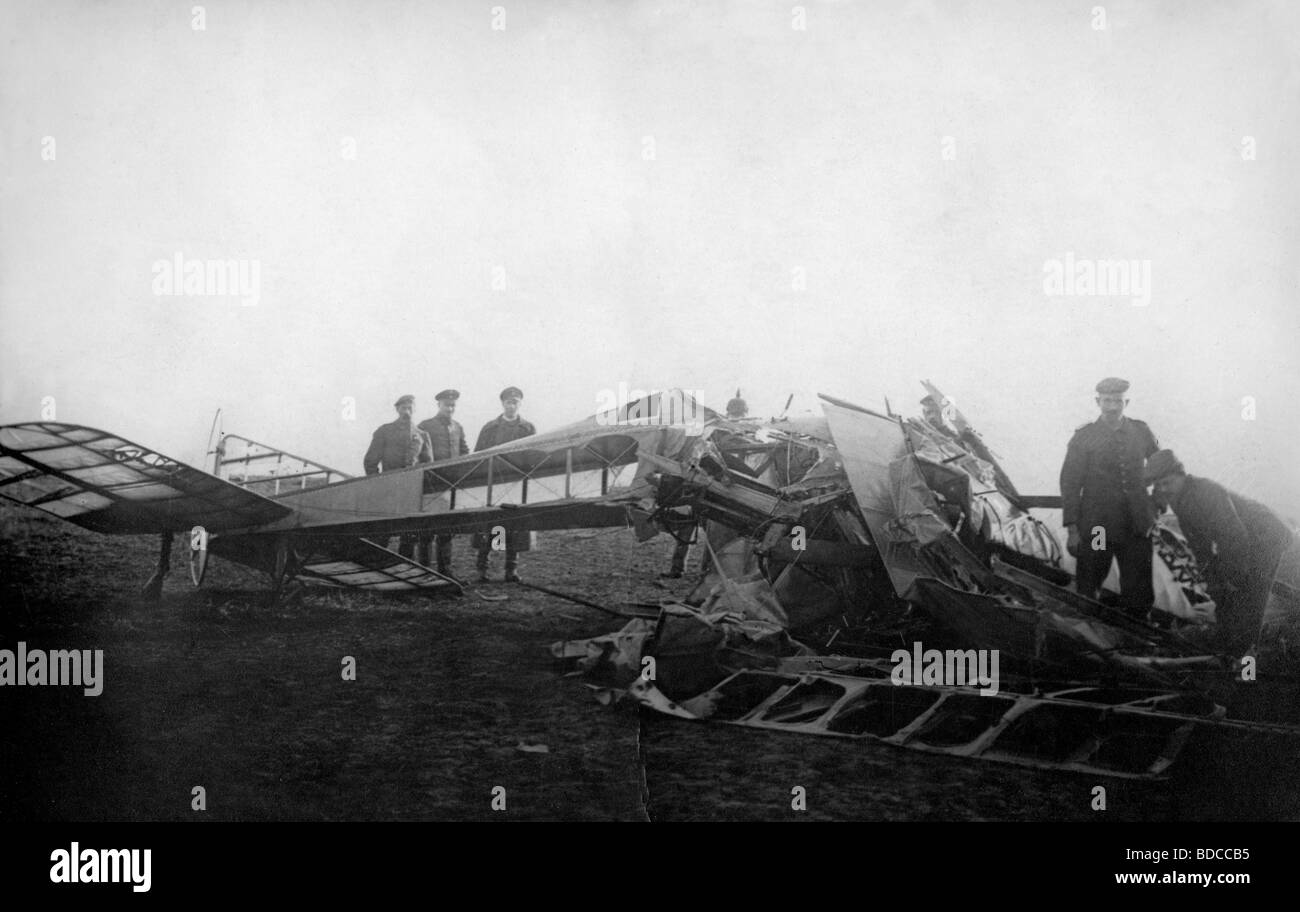 First world war german aircraft Black and White Stock Photos & Images ...