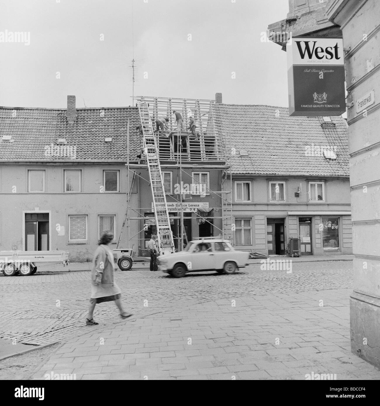 July 1990 hi-res stock photography and images - Alamy