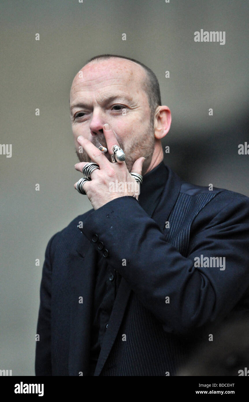 Artist wolfgang flatz hi-res stock photography and images - Alamy