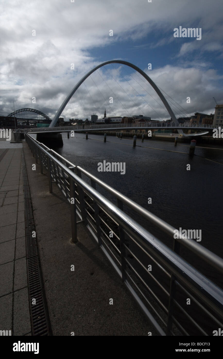 Gateshead Millennium Bridge and Tyne Bridge Stock Photo - Alamy