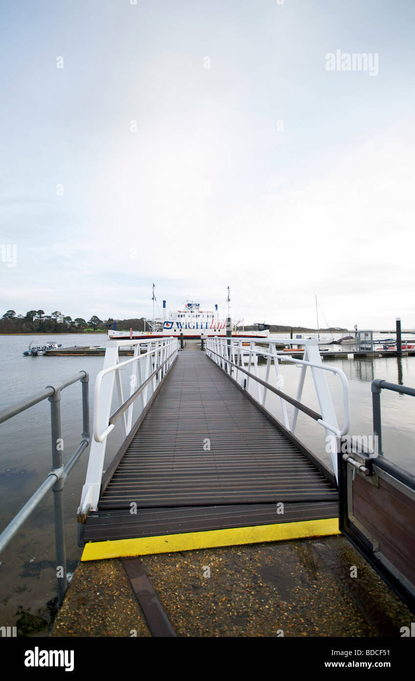 Pontoons ferry hi-res stock photography and images - Alamy