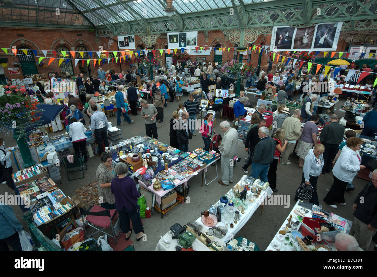 Tynemouth Station Market High Resolution Stock Photography and Images ...