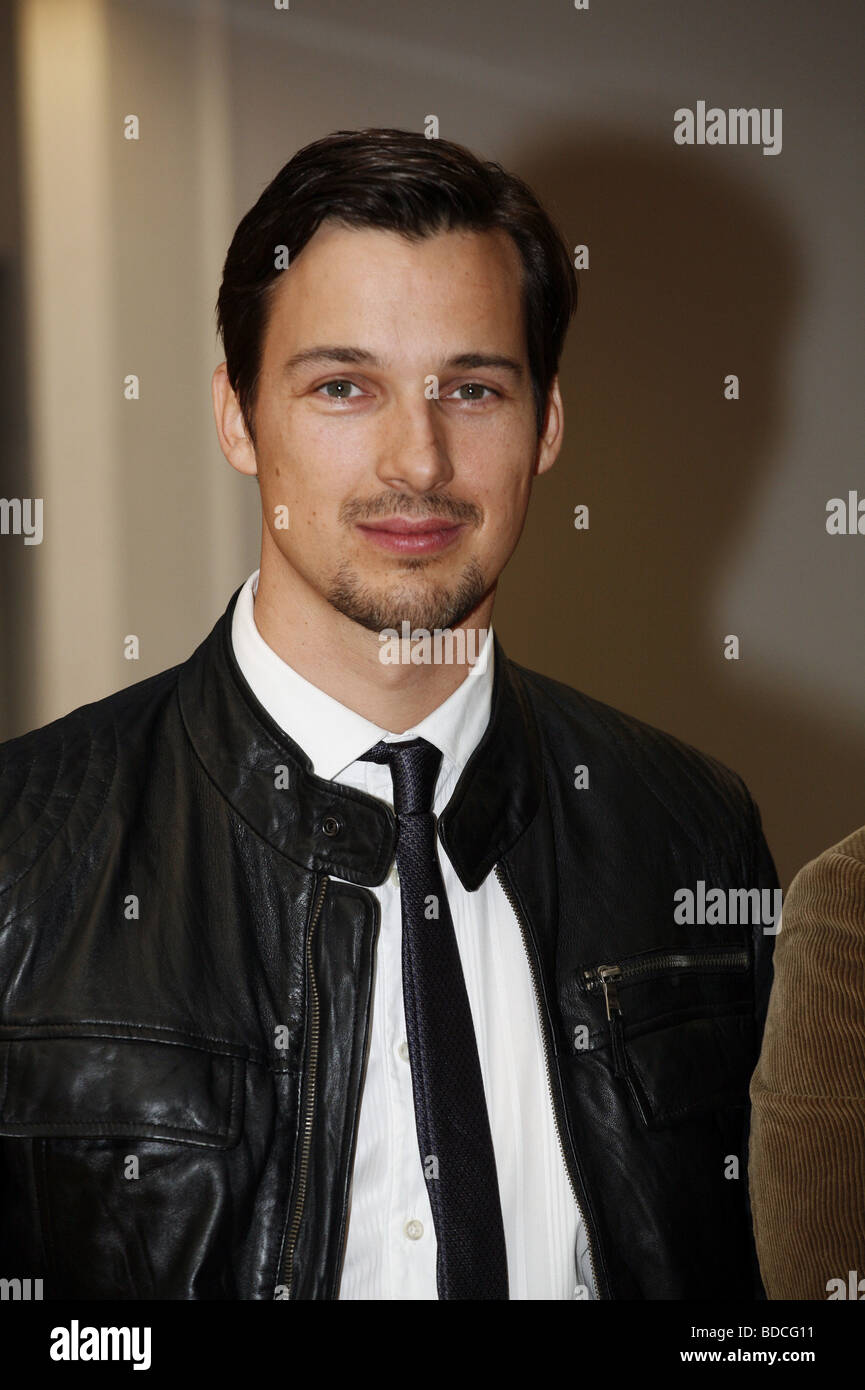 Florian david fitz hi-res stock photography and images - Alamy