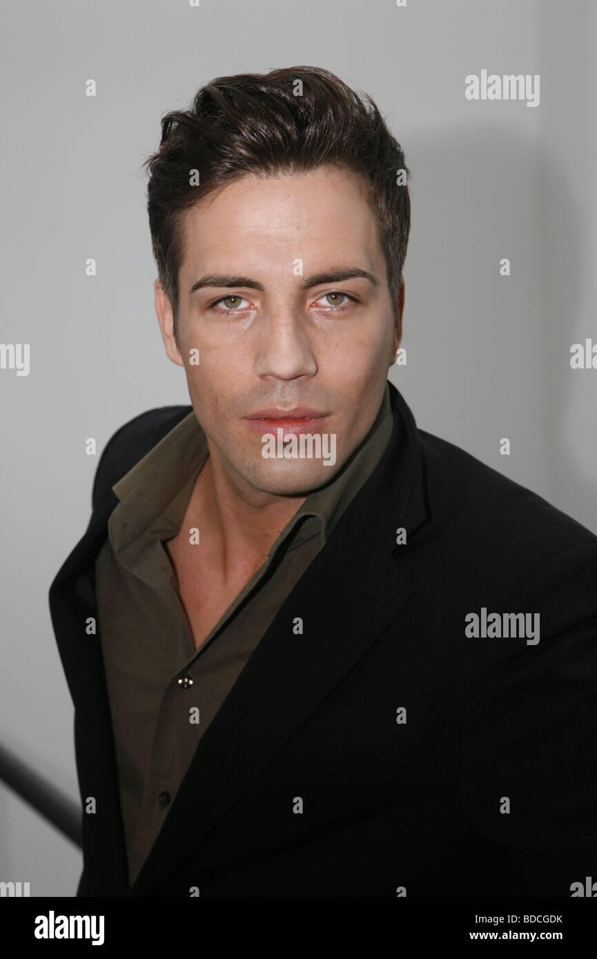 Sholti, Alexander, * 18.2.1975, German actor, portrait, photo call to ...