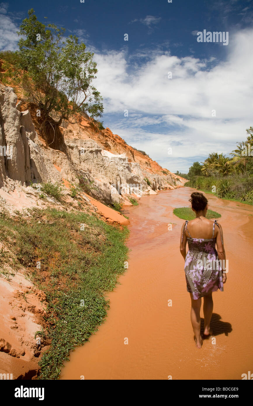 Vietnam girl running hi-res stock photography and images - Alamy