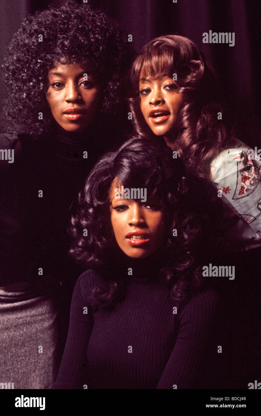 THREE DEGREES - US vocal group in February 1974 Stock Photo - Alamy