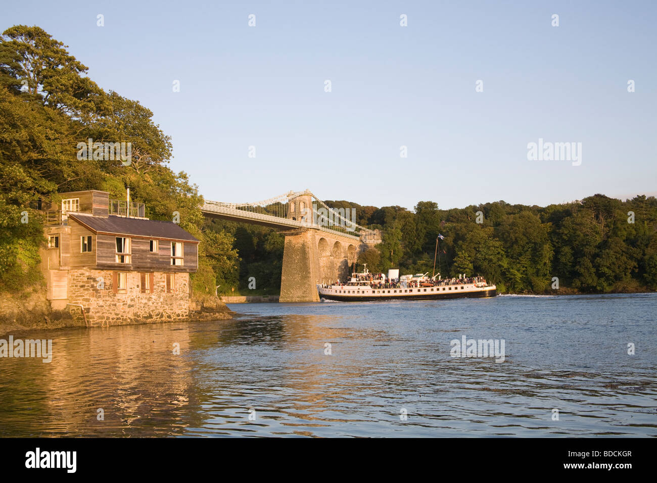 M v balmoral approaching thomas telfords iconic suspension bridge hi ...