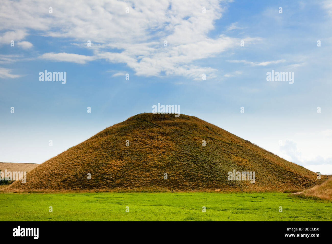 Neolithic monument hi-res stock photography and images - Alamy