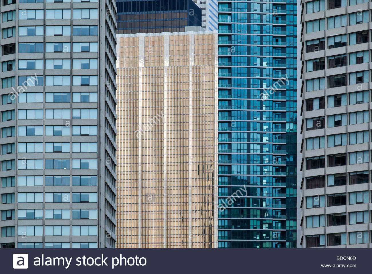 Gold Skyscraper High Resolution Stock Photography and Images - Alamy
