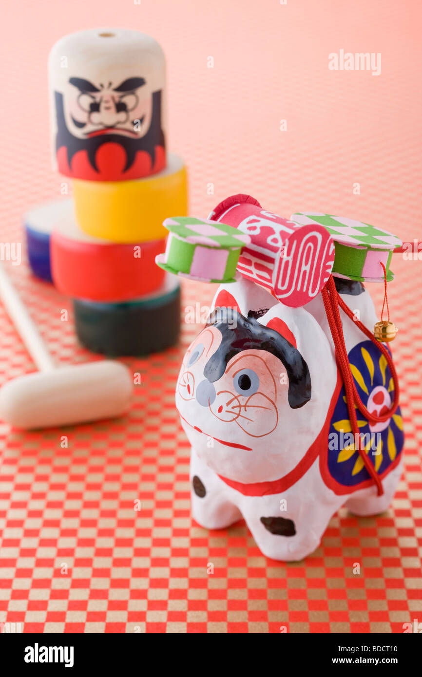 Paper mache doll hi-res stock photography and images - Alamy