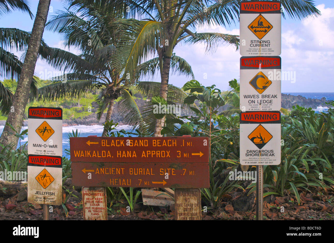 Warning and directional signs in Waianapanapa state park, near Hana ...