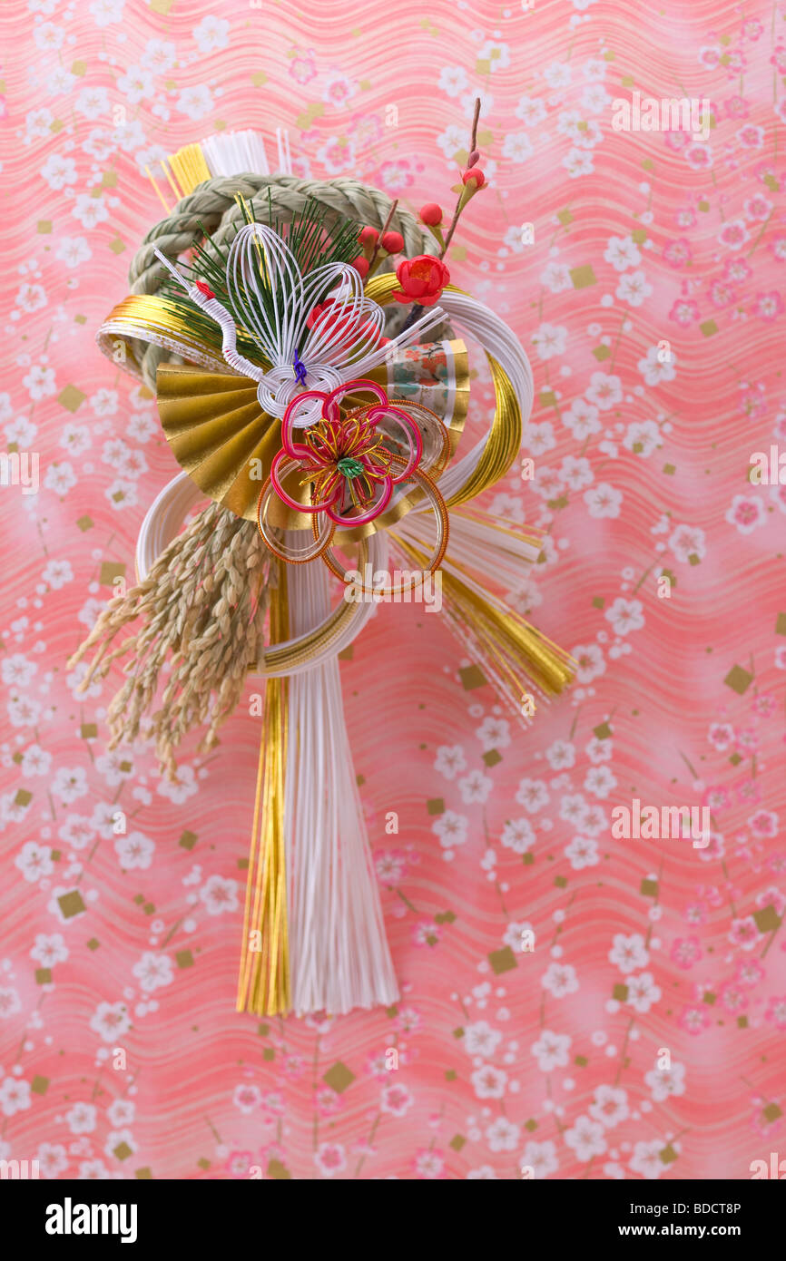 Decoration of straw rope for new year Stock Photo - Alamy