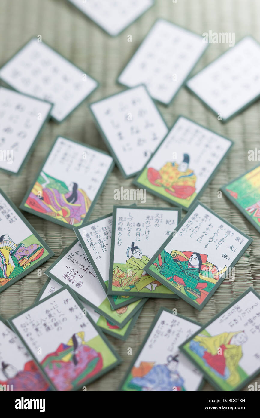 One hundred waka poems karuta game Stock Photo - Alamy