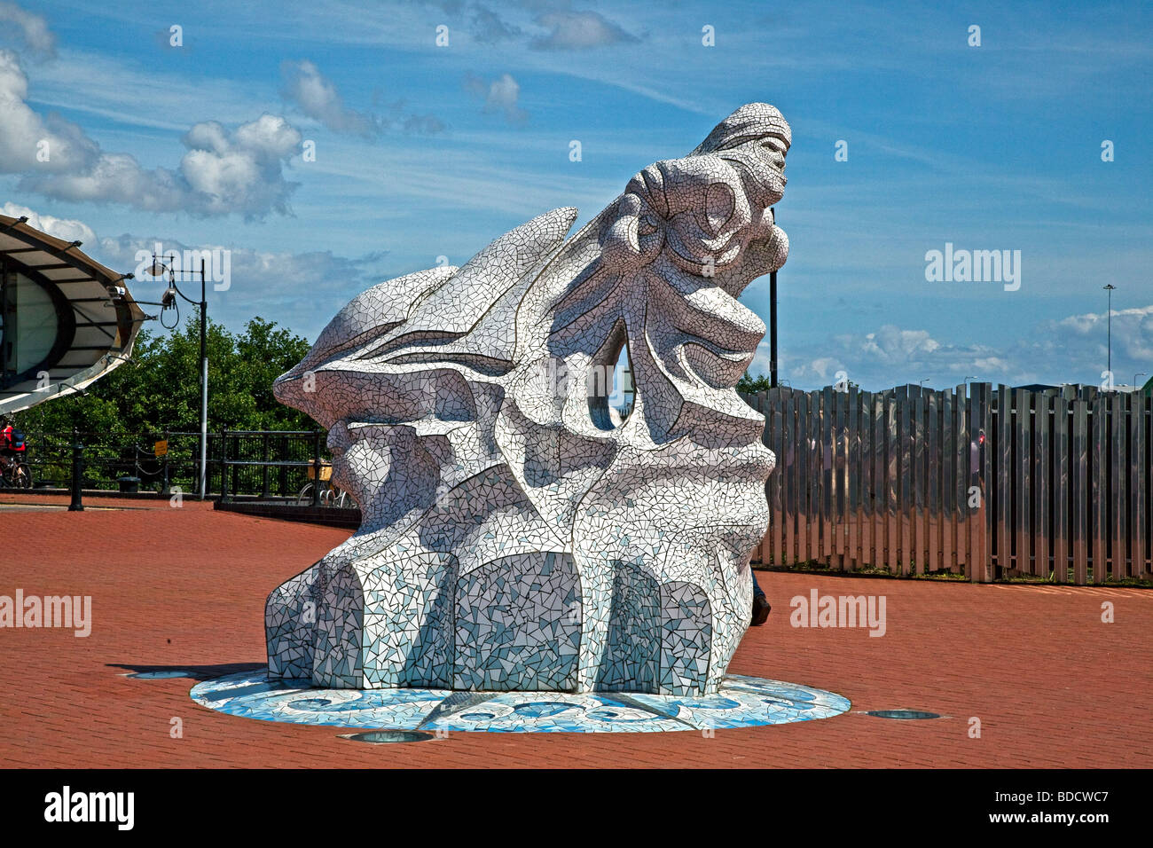 Captain Scott Sculpture Cardiff Bay Stock Photo - Alamy
