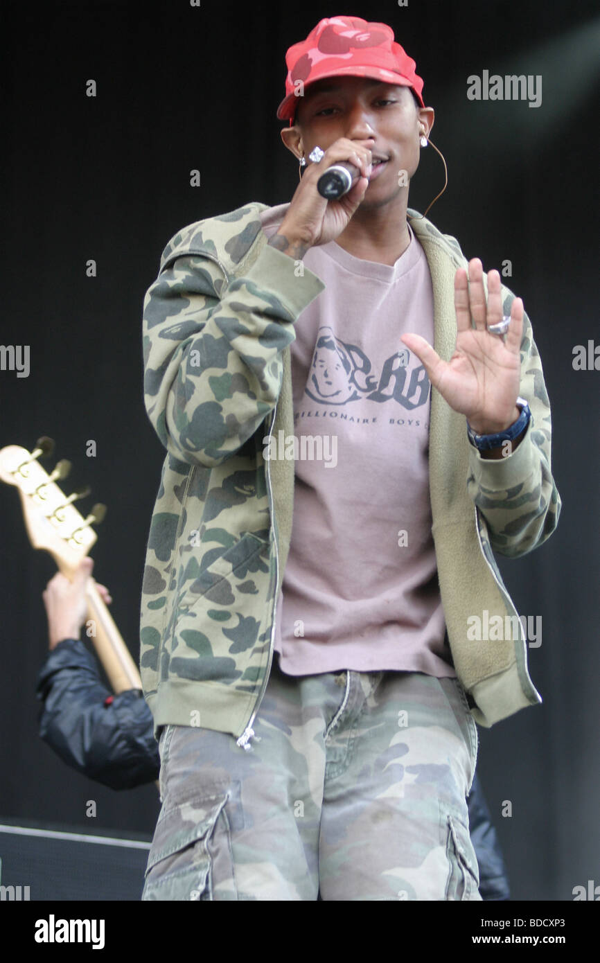 Nerd v festival hi-res stock photography and images - Alamy