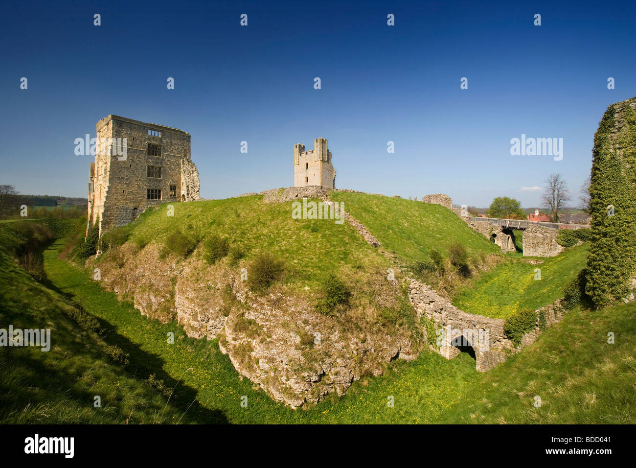 Helmsley Castle, North Yorkshire, UK Stock Photo - Alamy