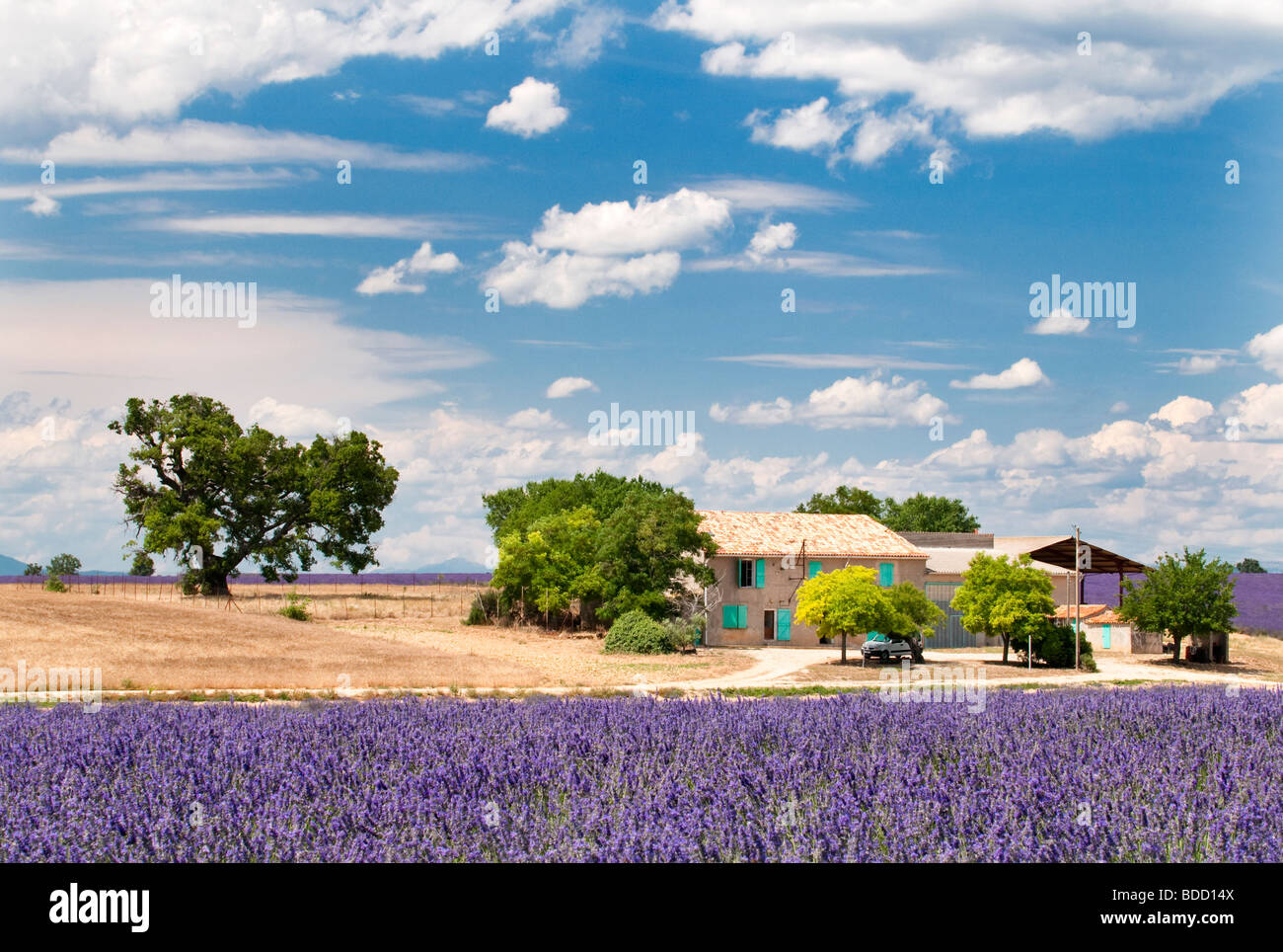 Classic french farmhouse hi-res stock photography and images - Alamy