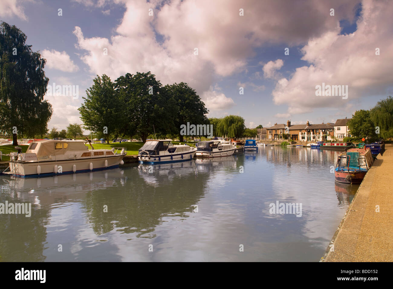 Ely waterside ouse hi-res stock photography and images - Alamy