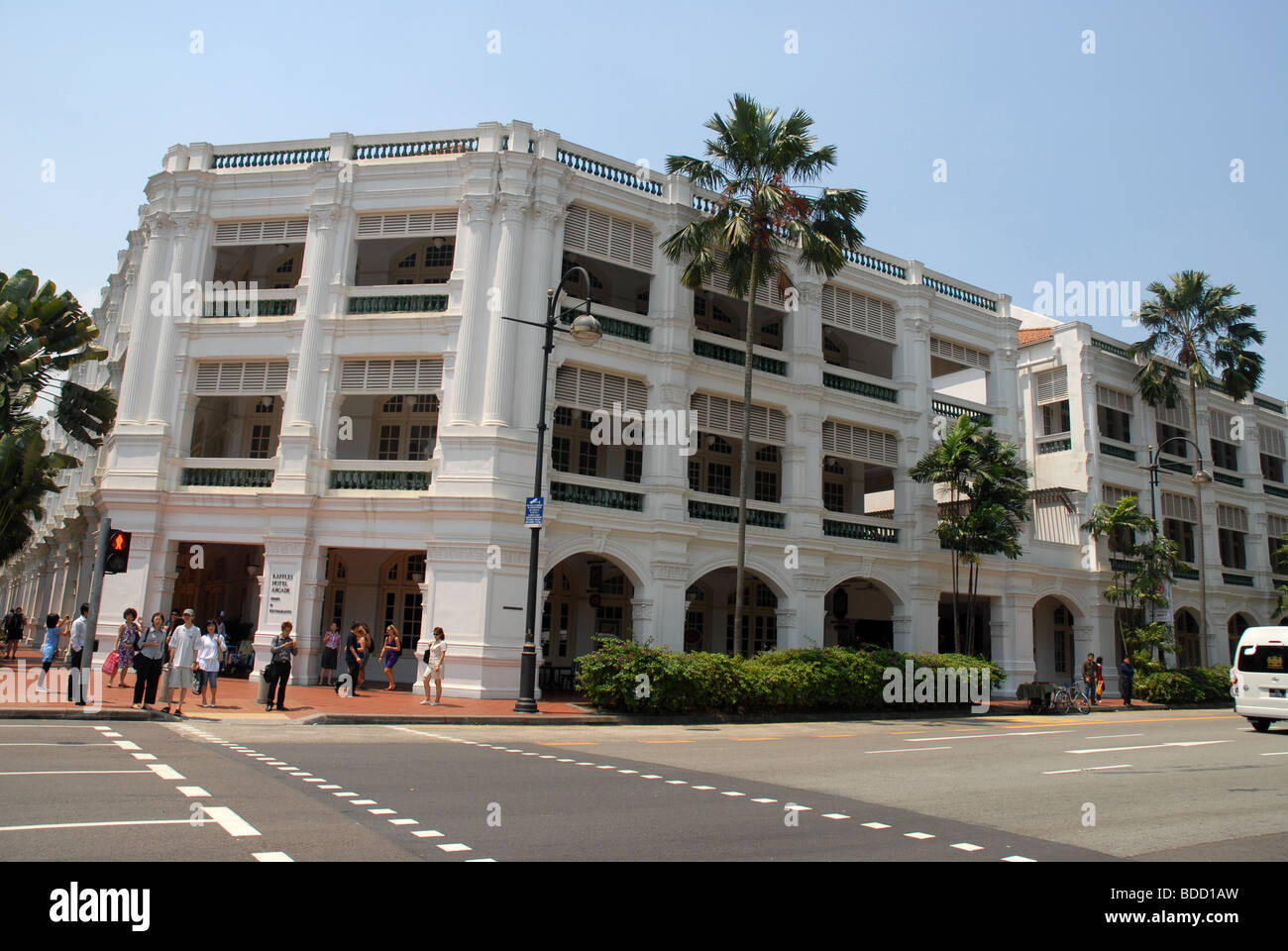 Raffles hotel arcade hi-res stock photography and images - Alamy