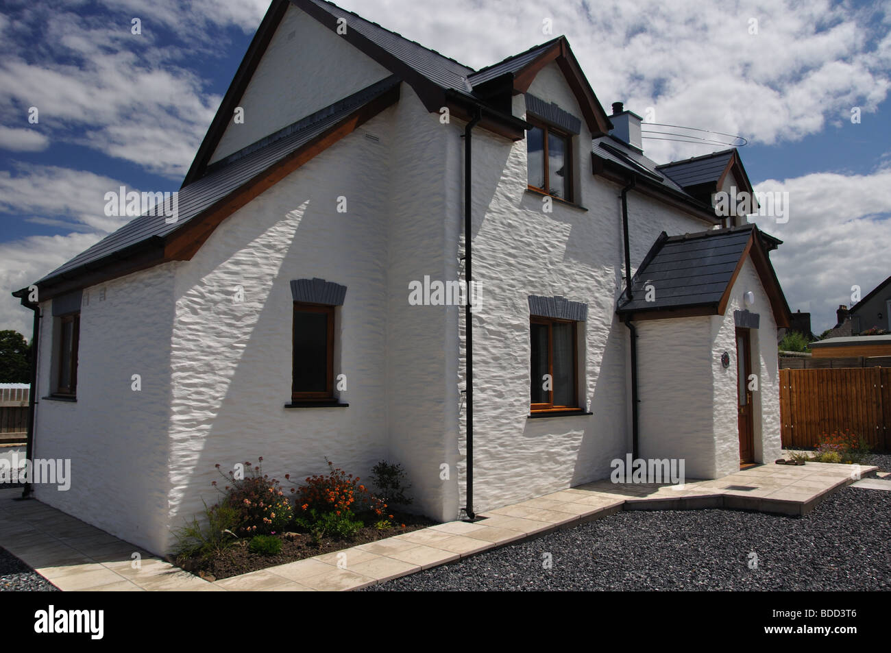 New build Pembrokeshire cottage Stock Photo - Alamy