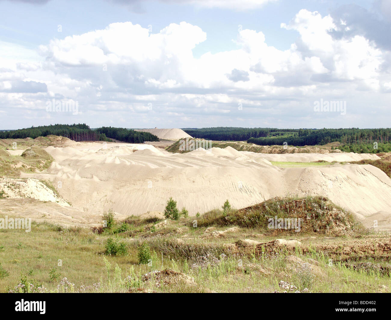 Sand pit hi-res stock photography and images - Alamy
