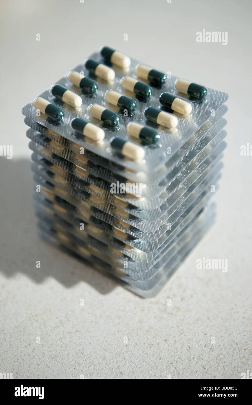 Stack of blister packs of capsules Stock Photo - Alamy